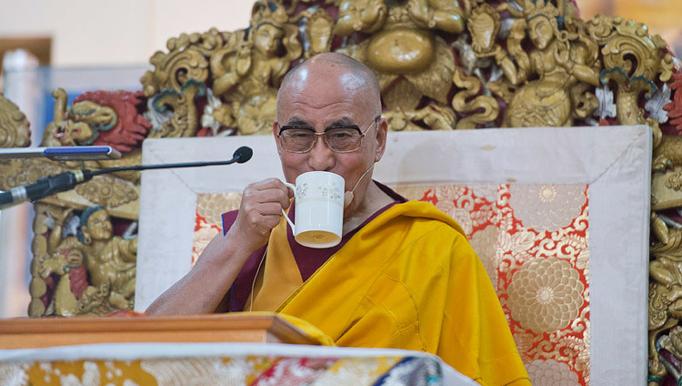 Essence of Refined Gold | The 14th Dalai Lama